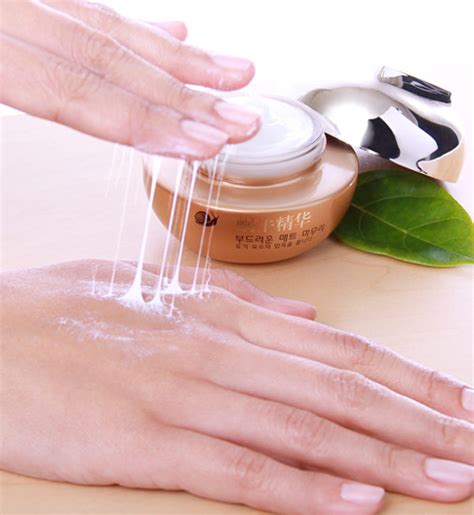 Крем для лица с экстрактом улитки (Belov Snail Care Cream), 55г ...