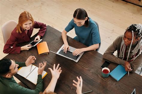 3 Diversity and Inclusion Strategies That Create Meaningful Change | Great Place To Work®