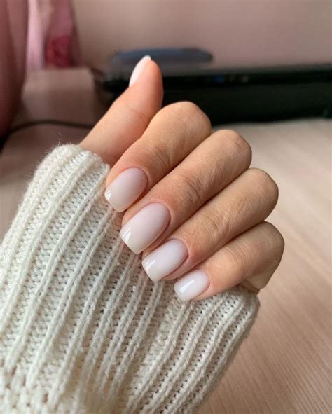 Pin by Julia Emilie/ Travel Diary on Nails | Simple gel nails, Casual ...