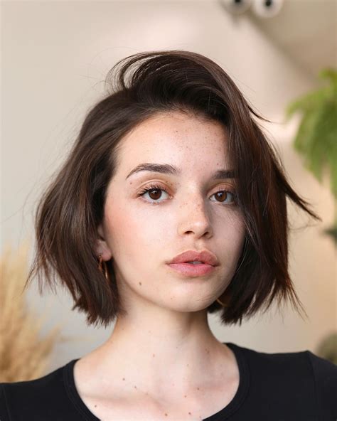 60 Best Short Hairstyles & Haircuts for Women in 2025 - Hairstyles Weekly
