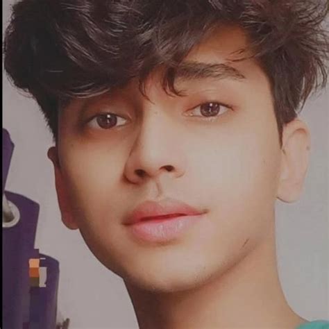 Dennis Romyo (@mister___sonu) • Threads, Say more