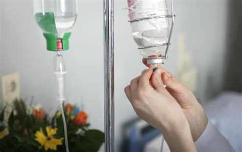 Физраствор с глюкозой внутривенно - Здоровье и здоровый образ жизни