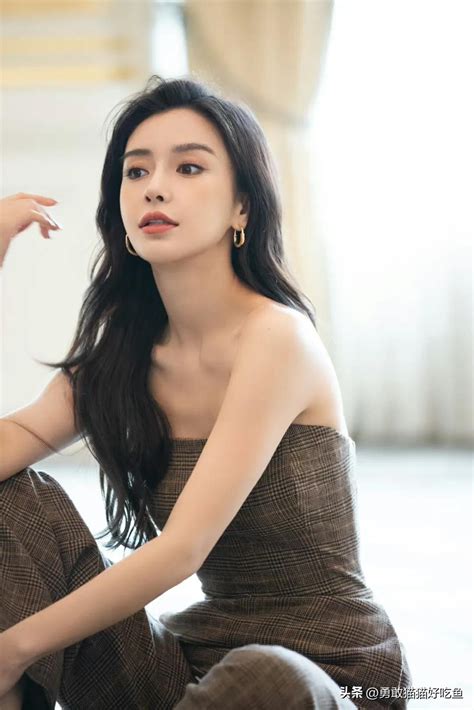 Yang Ying photo - iNEWS