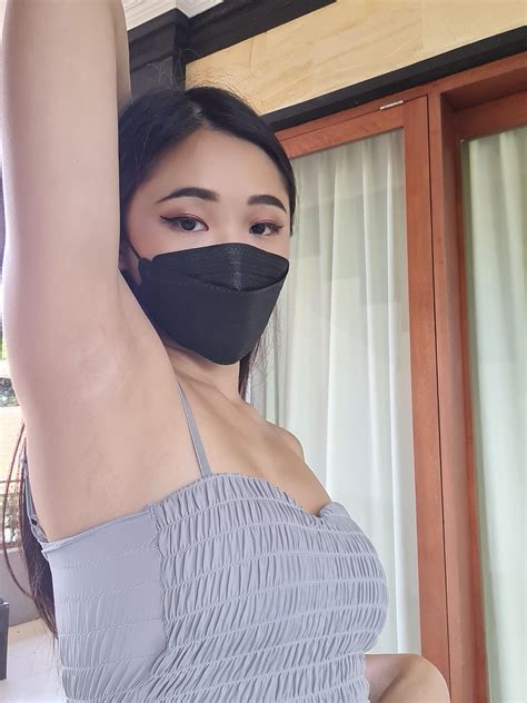 Always smooth : r/armpitfetish