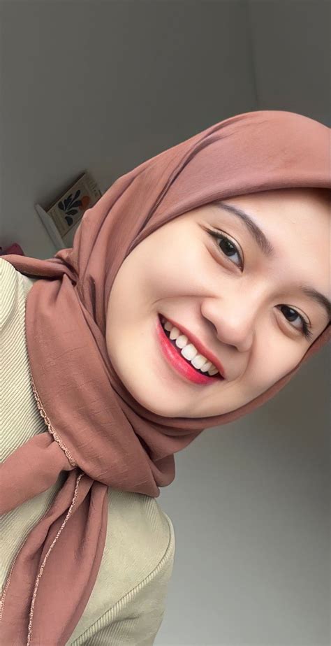 Amelia Andani | Wanita, Gaya hijab, Sosok perempuan