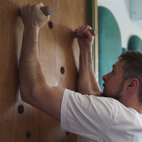 Kodomee®️| СПОРТИВНО-ИГРОВЫЕ ПРОСТРАНСТВА | Pegboard | стена Коркина ...