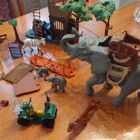 Animal Planet | Toys | Animal Planet Safari Playset | Poshmark