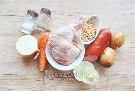 Гороховый суп с курицей и копченой колбасой — рецепт с фото пошагово