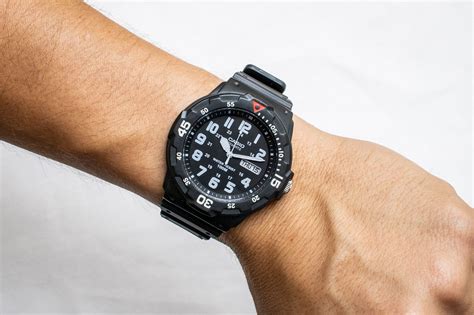 Самые дешевые спортивные часы Casio MRW200H — Наручные часы в Беларуси ...