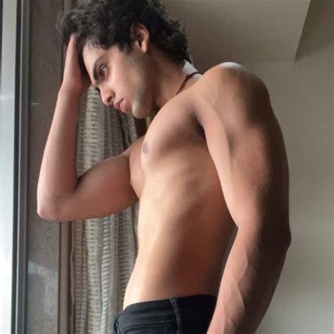 Dhruv kumar (@dhruvkumar004) • Threads, Say more