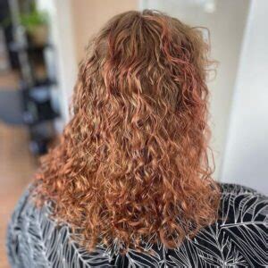 50 Trendy Spiral Perm Ideas for Women in 2022 (with Images)