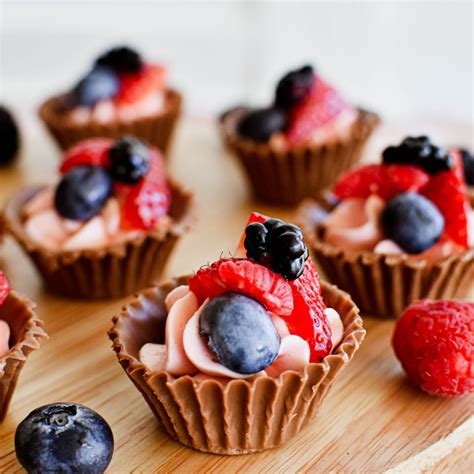 Chocolate Berry Cups | Cooking with Nana Ling