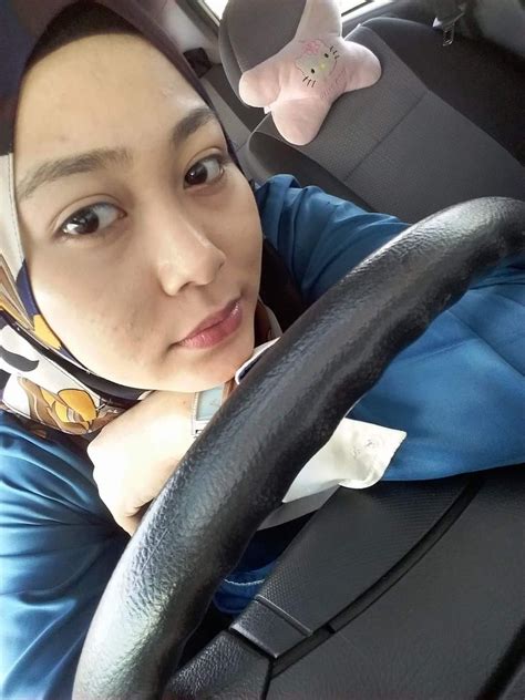 Mamah Muda Berjilbab Ditambah Bugil Dengan Gaya Binal | Skandal Foto Bokep ABG | Situs Film ...
