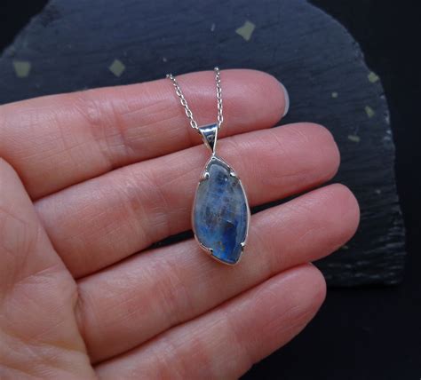 Two Skies | World Gems | Moonstone