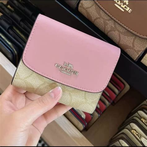 COACH Кошелек - купить с доставкой по выгодным ценам в интернет ...