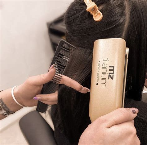 Пин на доске Hair and beauty | Инструменты для укладки волос, Тонер для ...