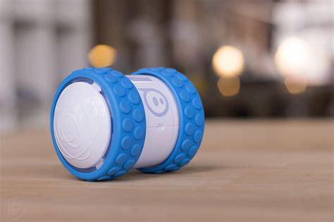 Обзор игрушки Sphero Ollie от Orbotix. Скоростной робот-трюкач