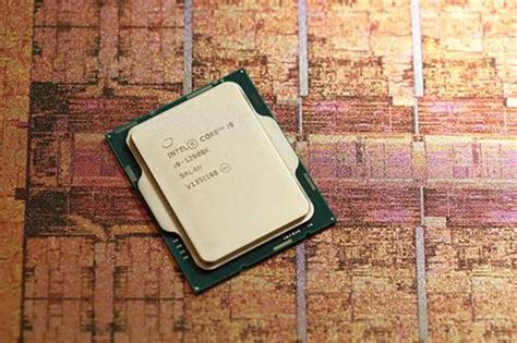 معرفی پردازنده نسل 12 اینتل؛ آشنایی با قوی ترین CPU دنیا