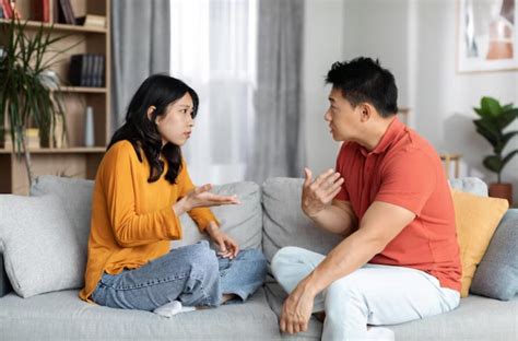 Menyelamatkan Hubungan Setelah Perselingkuhan? 5 Hal Ini ...