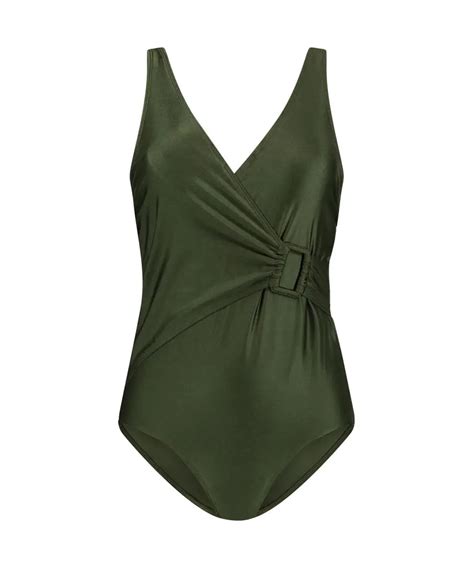 10 Modèles de Maillot de Bain Pour Femmes Rondes Qui Nous Stylisent