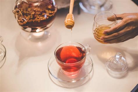 What is Linden Honey? - Beekeeping 101