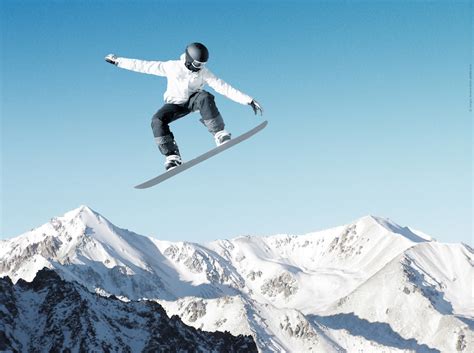 Snowboarden als Sport: Wie beeinflusst Snowboarden die Fitness?