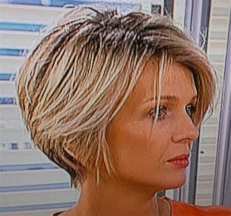 Pin di Pamela Sutton su Hair | Come acconciare i capelli corti, Capelli ...