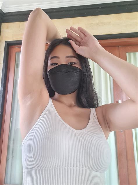 Do you like them smooth? : r/AsianArmpits
