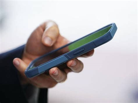 Еве како можете да препознаете дали вашиот телефон се прислушува