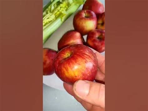 ЯБЛОЧНО-СЕЛЬДЕРЕЕВЫЙ СОК! ОГРОМНАЯ ПОЛЬЗА! ЛУЧШЕЕ НАЧАЛО ВАШЕГО ДНЯ ...