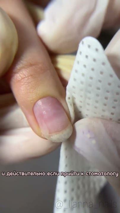 А Вы как считаете, как должны выглядеть ногти у маникюрщицы?💅🏼 #nails # ...