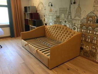 Купить односпальную кровать в СПб на заказ от производителя