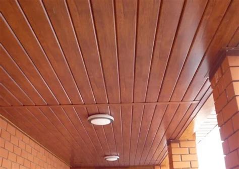 Имитация бруса на потолок: потолок из брусков, имитация на потолке ...
