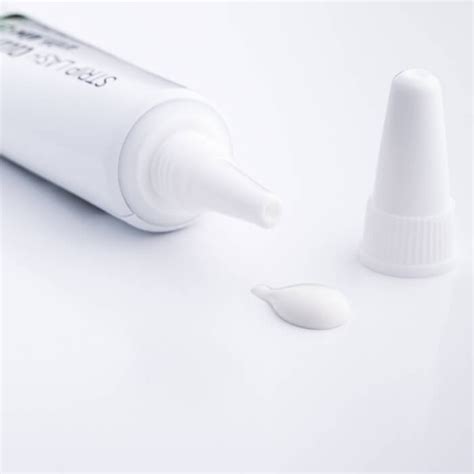 Клей для ресниц Kiss Strip Lash Adhesive with Aloe Clear (KPLGL05 ...