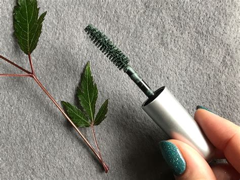 Бюджетная тушь травянистого цвета: Гурмандиз Non stop Volume mascara ...