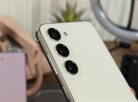 삼성 갤럭시 S23 시리즈 공개, 실물 첫 Hands-On 영상 [HotHardware] : 클리앙