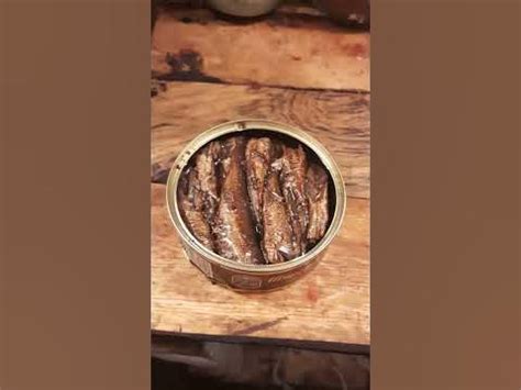 Шпроты FISH HAUS 80 рублей за это? - YouTube
