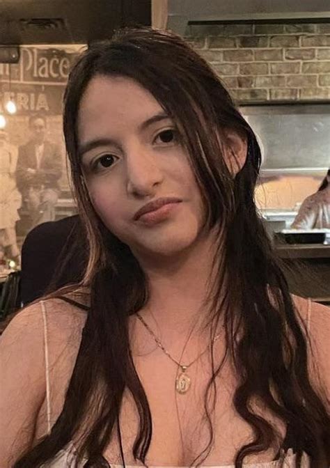 Catfish me as a Latina : r/CatfishMePlease2