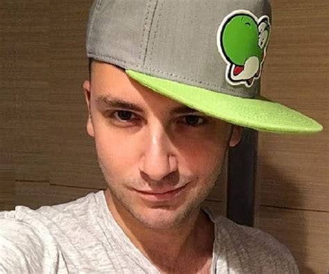 Byron Reckful Bernstein Bio – Facts, Family, Career & Death of the ...