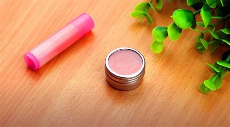 Бальзам для губ своими руками - 2 рецепта | DIY - как сделать самому!