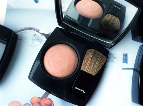 Румяна Chanel Joues Contraste Powder Blush # 15 Orchid Rose отзывы ...