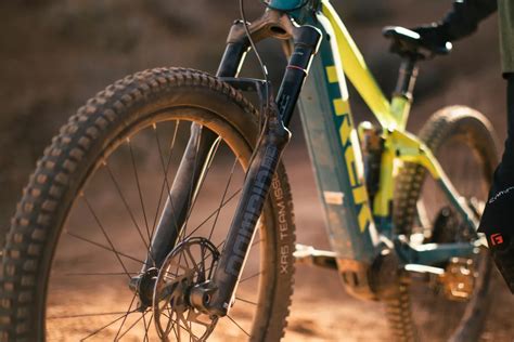 Все вилки RockShox: для трейлрайдинга, эндуро, кросс-кантри. Самый ...