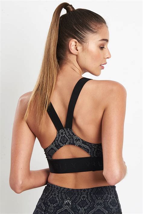 How To Choose The Right Sports Bra