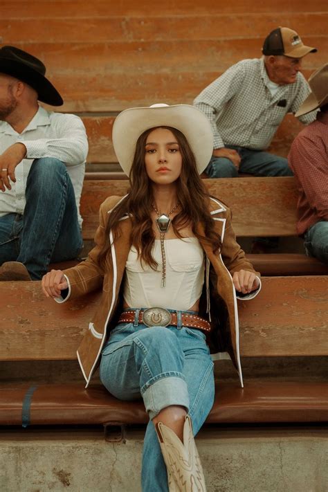 Western Wear | Rodeo outfits, Western outfits women, Cowgirl style outfits