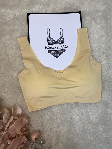 Бюстгальтер бесшовный xs s l xl xxl без косточек легкий топ спортивный ...