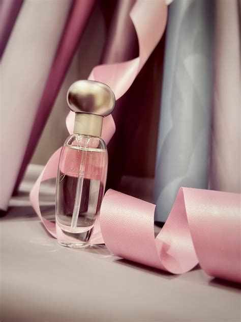 Pleasures Estée Lauder аромат — аромат для женщин 1995