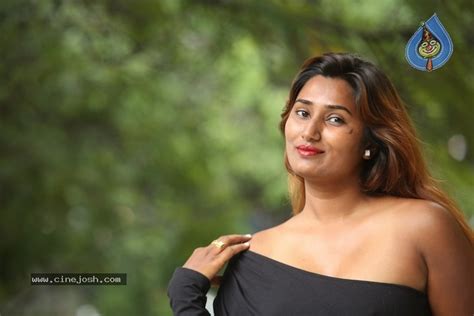 Swathi Naidu New Pics - Photo 24 of 32