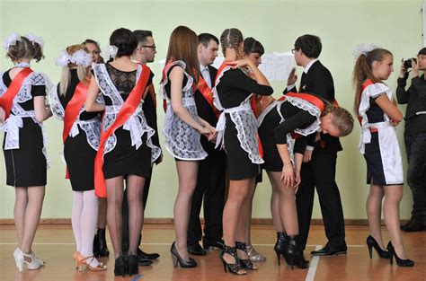 Выпускники и выпускницы. Последний звонок 22 мая 2015 г. 21 - Молодежь ...
