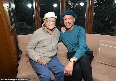 Billy Crystal Breaks Silence After Late Friend Rob Reiner S Death Us ...