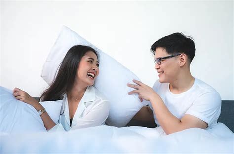 7 Hal yang Terjadi pada Tubuh saat Hubungan Intim